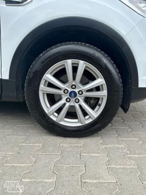 White Ford Kuga 2019 in Vilnius, with an engine capacity of 1.50 L and mileage of 72 thousand km for 11950 €, photo 12 on AUTOMOTO.COM.LV