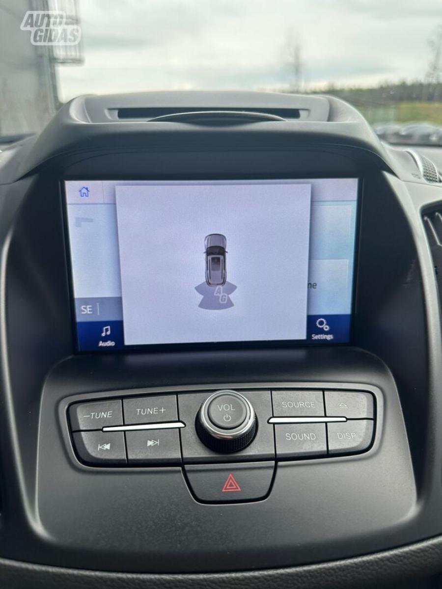 White Ford Kuga 2019 in Vilnius, with an engine capacity of 1.50 L and mileage of 72 thousand km for 11950 €, photo 15 on AUTOMOTO.COM.LV