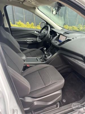 White Ford Kuga 2019 in Vilnius, with an engine capacity of 1.50 L and mileage of 72 thousand km for 11950 €, photo 24 on AUTOMOTO.COM.LV
