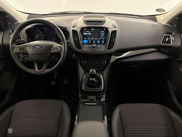 White Ford Kuga 2019 in Marijampole, with an engine capacity of 2.00 L and mileage of 103 thousand km for 10650 €, photo 5 on AUTOMOTO.COM.LV