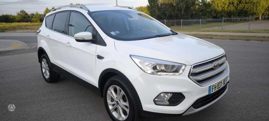 White Ford Kuga 2019 in Kaunas, with an engine capacity of 1.50 L and mileage of 207 thousand km for 8600 €, photo 1 on AUTOMOTO.COM.LV