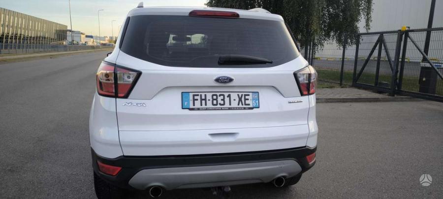 White Ford Kuga 2019 in Kaunas, with an engine capacity of 1.50 L and mileage of 207 thousand km for 8600 €, photo 13 on AUTOMOTO.COM.LV