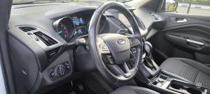 White Ford Kuga 2019 in Kaunas, with an engine capacity of 1.50 L and mileage of 207 thousand km for 8600 €, photo 16 on AUTOMOTO.COM.LV