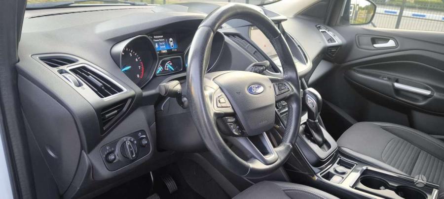 White Ford Kuga 2019 in Kaunas, with an engine capacity of 1.50 L and mileage of 207 thousand km for 8600 €, photo 16 on AUTOMOTO.COM.LV