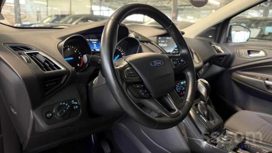 Balts Ford Kuga 2019 Rīga, ar dzinēja tilpumu 2.00 L un nobraukumu 157 tūkst. km par 10500 €, foto 20 vietnē AUTOMOTO.COM.LV