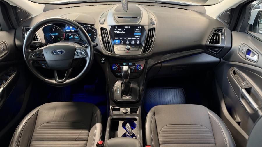 White Ford Kuga 2019 in Riga, with an engine capacity of 2.00 L and mileage of 157 thousand km for 9900 €, photo 18 on AUTOMOTO.COM.LV