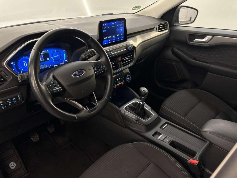 Balts Ford Kuga 2020 Marijampole, ar dzinēja tilpumu 2.00 L un nobraukumu 172 tūkst. km par 13999 €, foto 2 vietnē AUTOMOTO.COM.LV