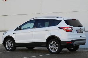 White Ford Kuga 2020 in Riga, with an engine capacity of 2.00 L and mileage of 197 thousand km for 19500 €, photo 9 on AUTOMOTO.COM.LV