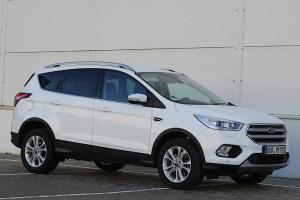 White Ford Kuga 2020 in Riga, with an engine capacity of 2.00 L and mileage of 197 thousand km for 19500 €, photo 16 on AUTOMOTO.COM.LV