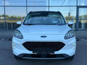 White Ford Kuga 2020 in Panevezys, with an engine capacity of 2.50 L and mileage of 53 thousand km for 20700 €, photo 3 on AUTOMOTO.COM.LV