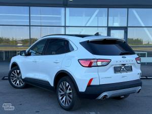 White Ford Kuga 2020 in Panevezys, with an engine capacity of 2.50 L and mileage of 53 thousand km for 20700 €, photo 5 on AUTOMOTO.COM.LV