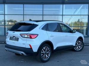 White Ford Kuga 2020 in Panevezys, with an engine capacity of 2.50 L and mileage of 53 thousand km for 20700 €, photo 7 on AUTOMOTO.COM.LV