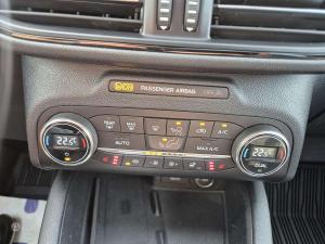 Balts Ford Kuga 2020 Panevēža, ar dzinēja tilpumu 2.49 L un nobraukumu 188 tūkst. km par 18500 €, foto 23 vietnē AUTOMOTO.COM.LV