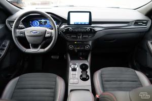 Balts Ford Kuga 2021 Kauņa, ar dzinēja tilpumu 2.50 L un nobraukumu 61 tūkst. km par 26469 €, foto 13 vietnē AUTOMOTO.COM.LV