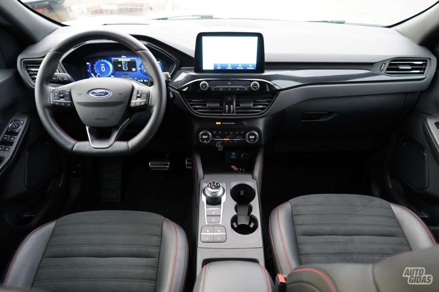 Balts Ford Kuga 2021 Kauņa, ar dzinēja tilpumu 2.50 L un nobraukumu 61 tūkst. km par 26469 €, foto 13 vietnē AUTOMOTO.COM.LV