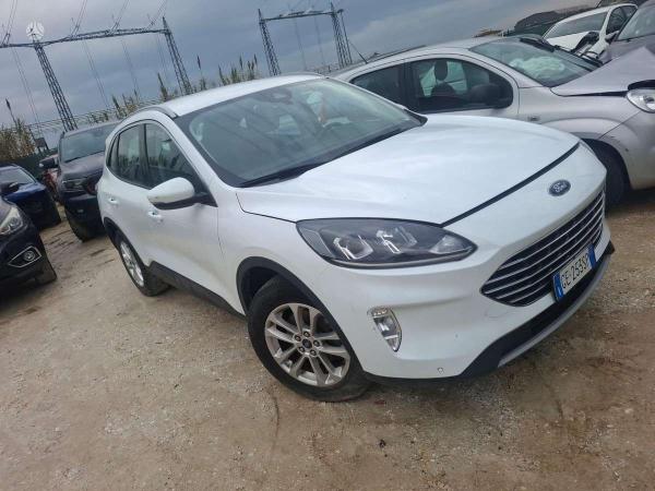 Balts Ford Kuga 2021 Šauļi, ar dzinēja tilpumu 1.50 L un nobraukumu 170 tūkst. km par 9900 €, foto 3 vietnē AUTOMOTO.COM.LV