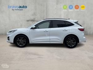 White Ford Kuga 2021 in Kaunas, with an engine capacity of 1.50 L and mileage of 92 thousand km for 17492 €, photo 2 on AUTOMOTO.COM.LV