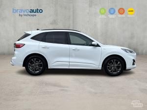 White Ford Kuga 2021 in Kaunas, with an engine capacity of 1.50 L and mileage of 92 thousand km for 17492 €, photo 6 on AUTOMOTO.COM.LV