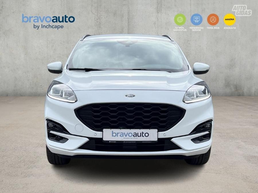 White Ford Kuga 2021 in Kaunas, with an engine capacity of 1.50 L and mileage of 92 thousand km for 17492 €, photo 8 on AUTOMOTO.COM.LV