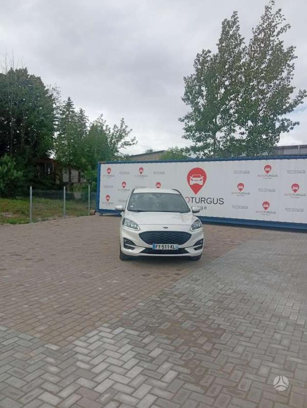 Balts Ford Kuga 2021 Tauragė, ar dzinēja tilpumu 1.50 L un nobraukumu 143 tūkst. km par 14600 €, foto 2 vietnē AUTOMOTO.COM.LV