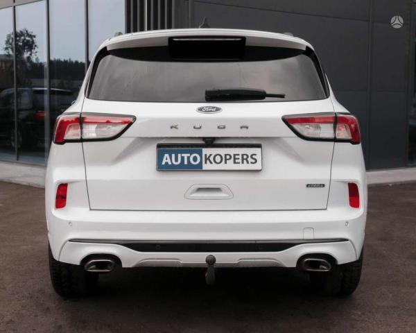 White Ford Kuga 2021 in Kaunas, with an engine capacity of 2.50 L and mileage of 75 thousand km for 23500 €, photo 7 on AUTOMOTO.COM.LV