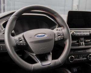 White Ford Kuga 2021 in Kaunas, with an engine capacity of 2.50 L and mileage of 75 thousand km for 23500 €, photo 16 on AUTOMOTO.COM.LV