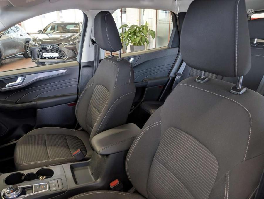 Balts Ford Kuga 2021 Kauņa, ar dzinēja tilpumu 2.49 L un nobraukumu 96 tūkst. km par 19900 €, foto 10 vietnē AUTOMOTO.COM.LV
