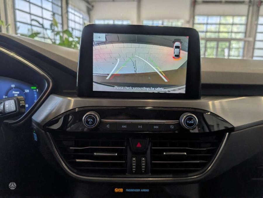 Balts Ford Kuga 2021 Kauņa, ar dzinēja tilpumu 2.49 L un nobraukumu 96 tūkst. km par 19900 €, foto 15 vietnē AUTOMOTO.COM.LV