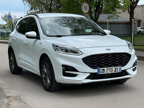 White Ford Kuga 2021 in Taurage, with an engine capacity of 2.00 L and mileage of 234 thousand km for 13500 €, photo 1 on AUTOMOTO.COM.LV