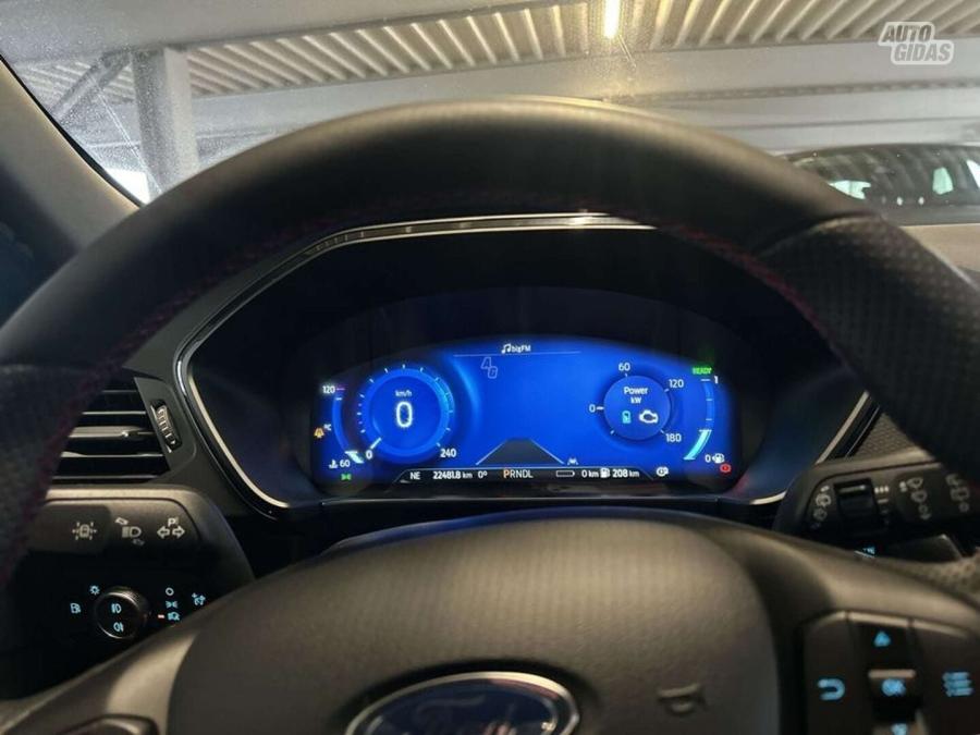Balts Ford Kuga 2022 Kauņa, ar dzinēja tilpumu 2.50 L un nobraukumu 22 tūkst. km par 32119 €, foto 11 vietnē AUTOMOTO.COM.LV