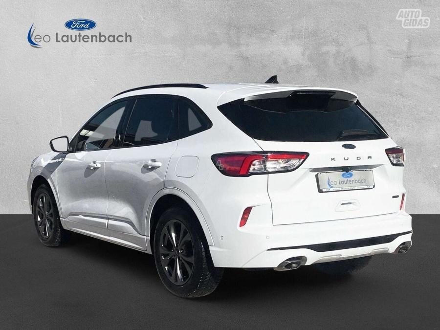 White Ford Kuga 2022 in Kaunas, with an engine capacity of 2.50 L and mileage of 49 thousand km for 29973 €, photo 3 on AUTOMOTO.COM.LV