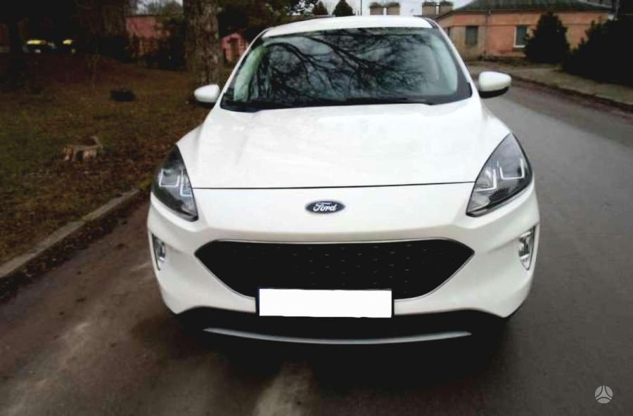White Ford Kuga 2022 in Siauliai, with an engine capacity of 1.50 L and mileage of 121 thousand km for 13850 €, photo 1 on AUTOMOTO.COM.LV
