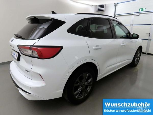 White Ford Kuga 2022 in Kaunas, with an engine capacity of 2.50 L and mileage of 54 thousand km for 26458 €, photo 5 on AUTOMOTO.COM.LV