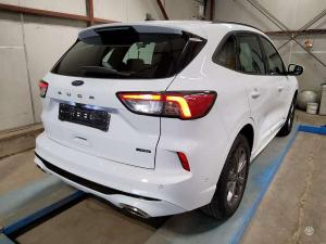 White Ford Kuga 2022 in Kaunas, with an engine capacity of 2.49 L and mileage of 123 thousand km for 14750 €, photo 6 on AUTOMOTO.COM.LV