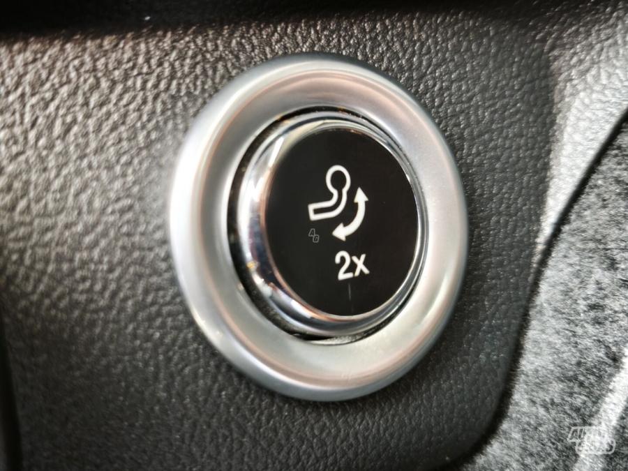 Balts Ford Kuga 2022 Kauņa, ar dzinēja tilpumu 2.50 L un nobraukumu 135 tūkst. km par 21271 €, foto 14 vietnē AUTOMOTO.COM.LV