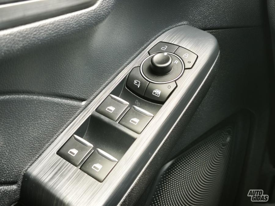 Balts Ford Kuga 2022 Kauņa, ar dzinēja tilpumu 2.50 L un nobraukumu 135 tūkst. km par 21271 €, foto 23 vietnē AUTOMOTO.COM.LV