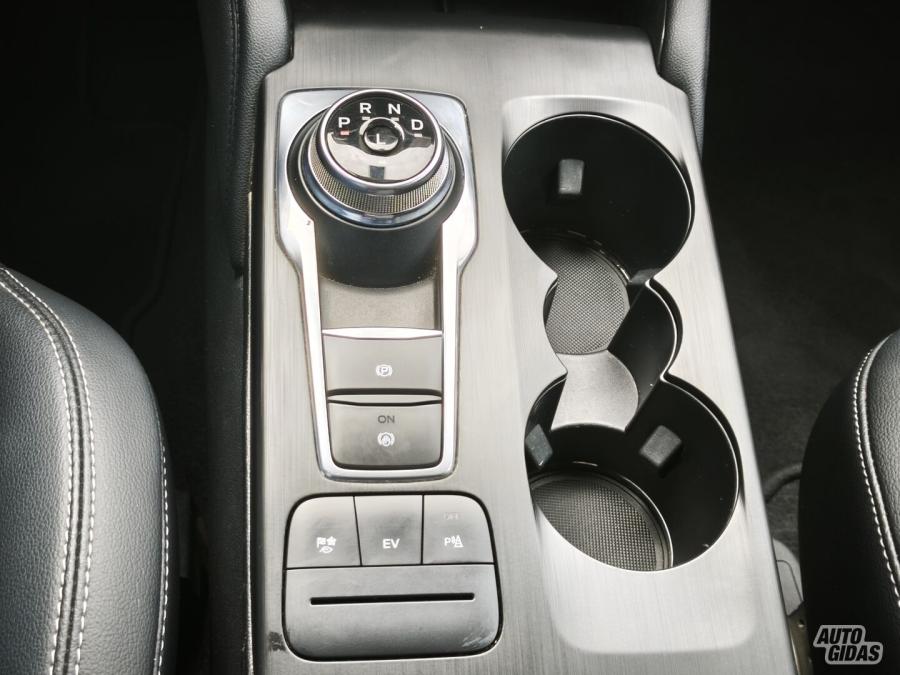 Balts Ford Kuga 2022 Kauņa, ar dzinēja tilpumu 2.50 L un nobraukumu 135 tūkst. km par 21271 €, foto 25 vietnē AUTOMOTO.COM.LV