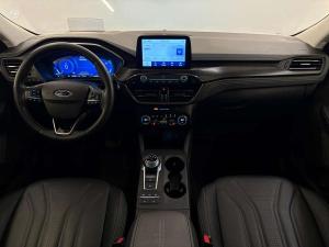White Ford Kuga 2022 in Marijampole, with an engine capacity of 2.49 L and mileage of 181 thousand km for 17999 €, photo 28 on AUTOMOTO.COM.LV