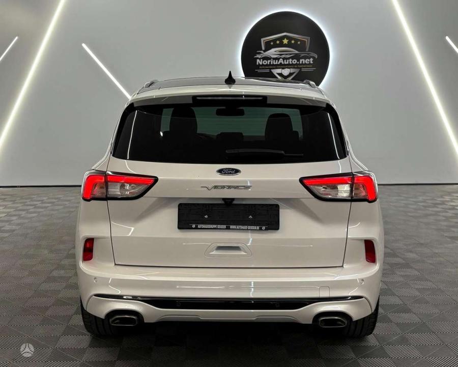 White Ford Kuga 2022 in Marijampole, with an engine capacity of 2.49 L and mileage of 181 thousand km for 17999 €, photo 35 on AUTOMOTO.COM.LV