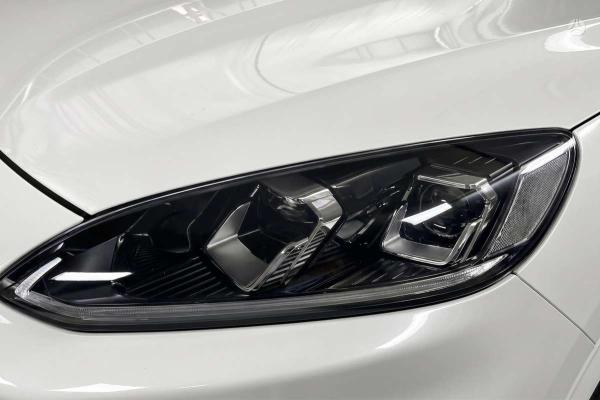 Balts Ford Kuga 2022 Viļņa, ar dzinēja tilpumu 2.50 L un nobraukumu 58 tūkst. km par 25390 €, foto 5 vietnē AUTOMOTO.COM.LV