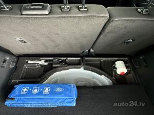 Balts Ford Kuga 2022 Tartu, ar dzinēja tilpumu 2.00 L un nobraukumu 229 tūkst. km par 16999 €, foto 25 vietnē AUTOMOTO.COM.LV