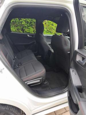 White Ford Kuga 2022 in Vilnius, with an engine capacity of 2.49 L and mileage of 83 thousand km for 19950 €, photo 16 on AUTOMOTO.COM.LV