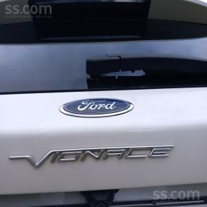 Balts Ford Kuga 2022 Daugavpils, ar dzinēja tilpumu 2.50 L un nobraukumu 181 tūkst. km par 22500 €, foto 4 vietnē AUTOMOTO.COM.LV