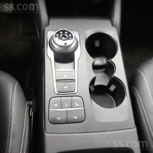 Balts Ford Kuga 2022 Daugavpils, ar dzinēja tilpumu 2.50 L un nobraukumu 181 tūkst. km par 22500 €, foto 9 vietnē AUTOMOTO.COM.LV