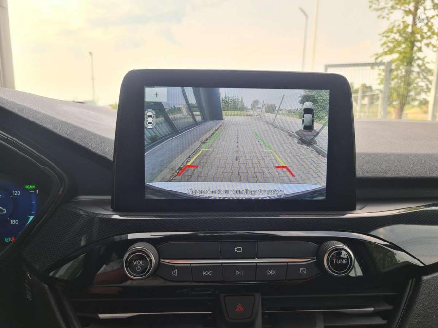 Balts Ford Kuga 2022 Šauļi, ar dzinēja tilpumu 2.49 L un nobraukumu 180 tūkst. km par 16880 €, foto 25 vietnē AUTOMOTO.COM.LV