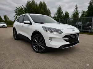 White Ford Kuga 2022 in Pakruojis, with an engine capacity of 2.00 L and mileage of 144 thousand km for 14900 €, photo 3 on AUTOMOTO.COM.LV