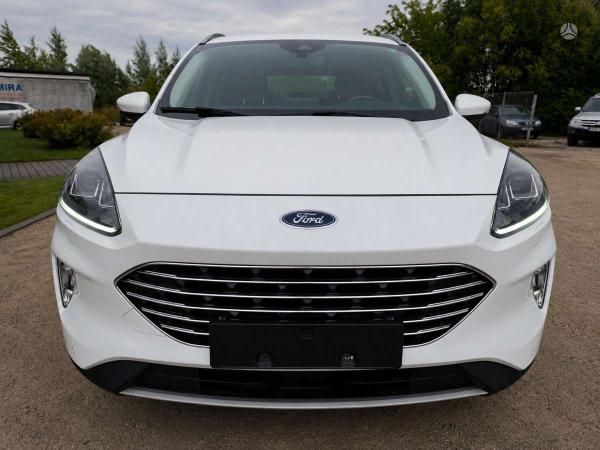 White Ford Kuga 2022 in Pakruojis, with an engine capacity of 2.00 L and mileage of 144 thousand km for 14900 €, photo 3 on AUTOMOTO.COM.LV