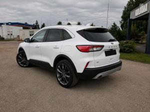 White Ford Kuga 2022 in Pakruojis, with an engine capacity of 2.00 L and mileage of 144 thousand km for 14900 €, photo 6 on AUTOMOTO.COM.LV