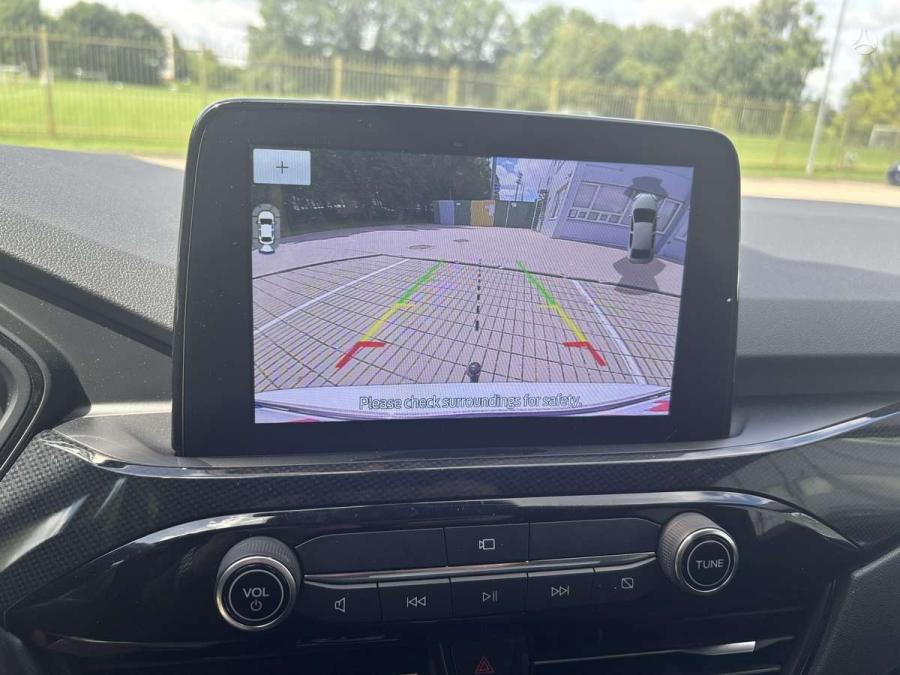 Balts Ford Kuga 2022 Marijampole, ar dzinēja tilpumu 2.49 L un nobraukumu 190 tūkst. km par 17500 €, foto 5 vietnē AUTOMOTO.COM.LV