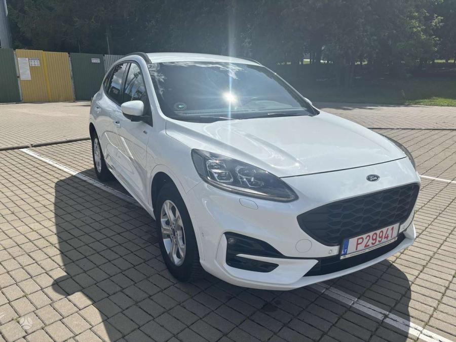 Balts Ford Kuga 2022 Marijampole, ar dzinēja tilpumu 2.49 L un nobraukumu 190 tūkst. km par 17500 €, foto 6 vietnē AUTOMOTO.COM.LV